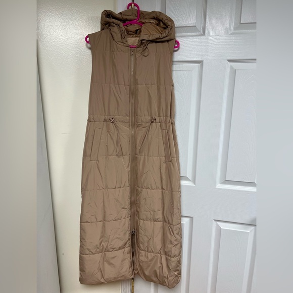 shanfetl | Jackets & Coats | Womens Tan Puffer Vest | Poshmark